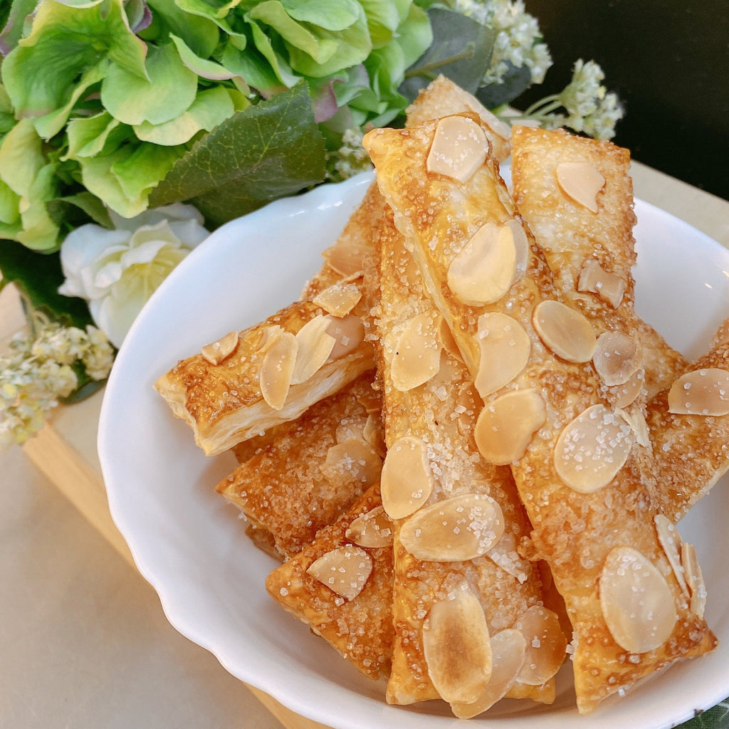 Almond Sticks (Bag Of 5 Sticks) – Sunlife Durian Puffs & Pastries